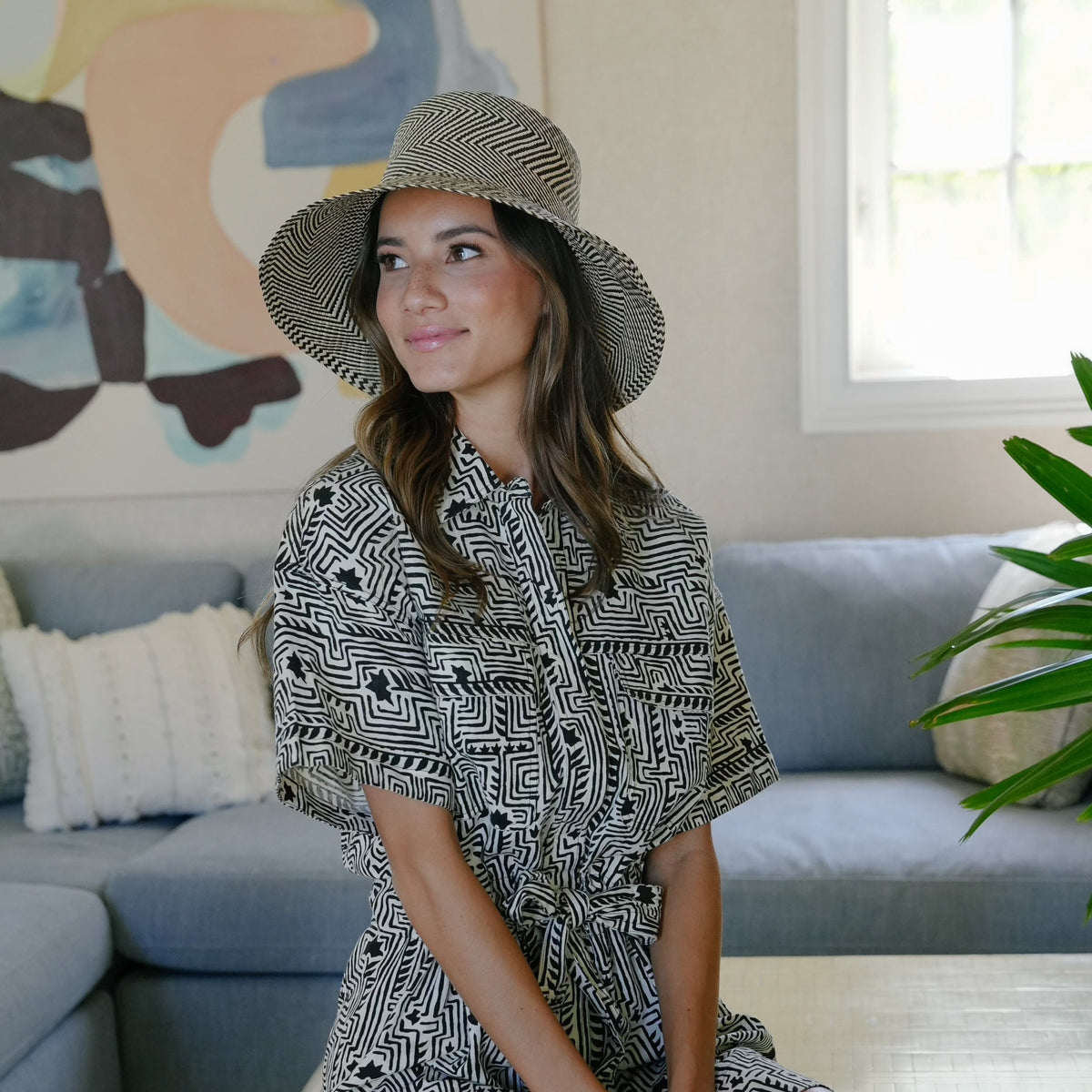 The Sarah Straw Bucket Hat | Black & White Handwoven Toquilla Straw ...